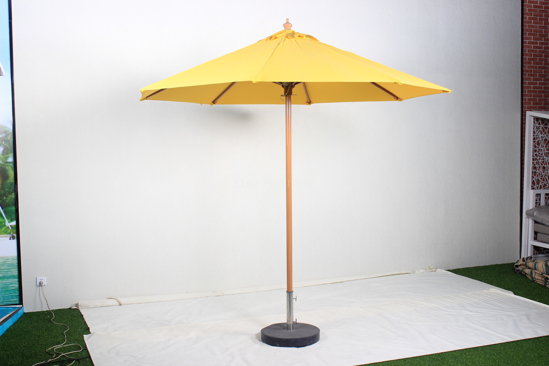 Big yellow garden parasol umbrella from China manufacturer - CIAO FURNITURE